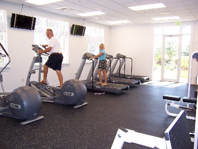 Palm Cove - Amenities - Riverfront Clubhouse